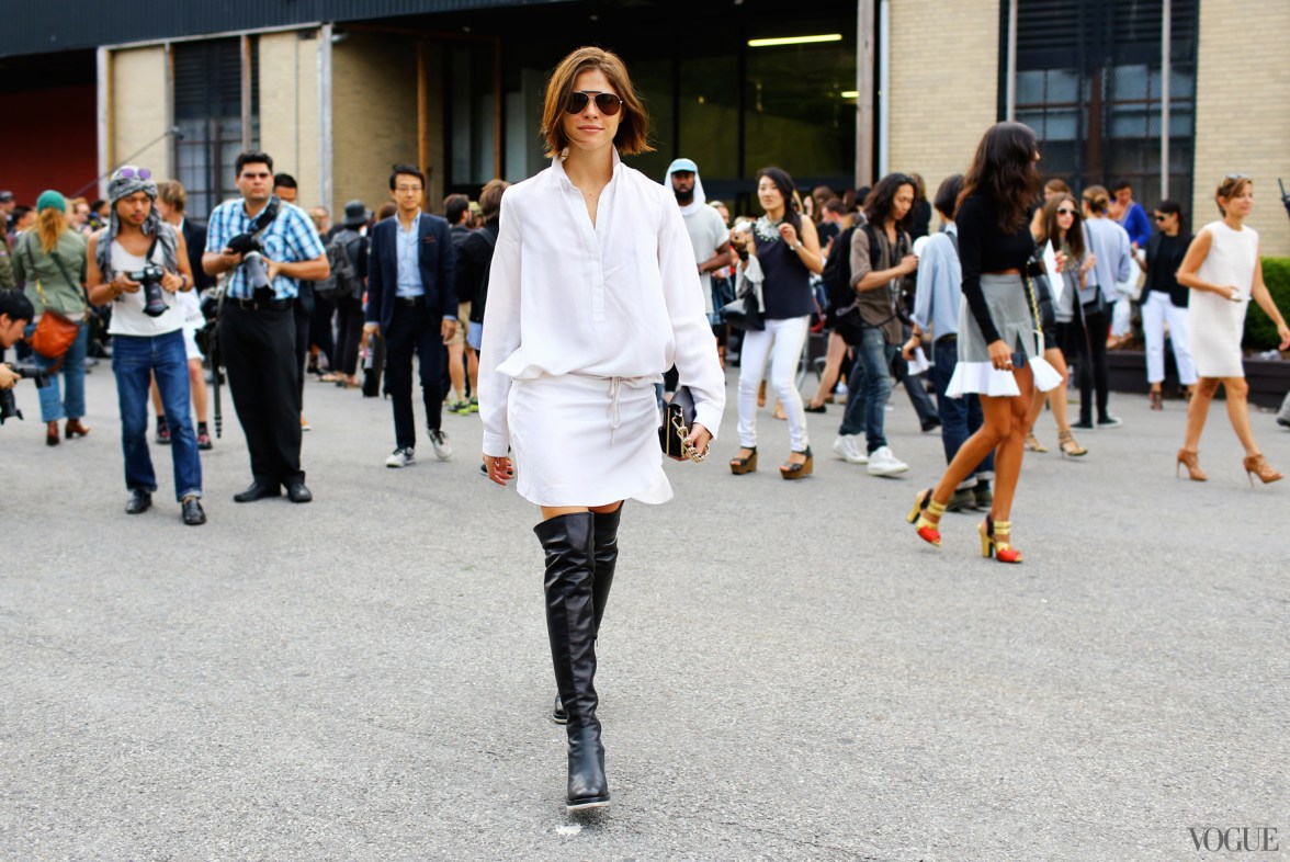 Over The Knee – FROW